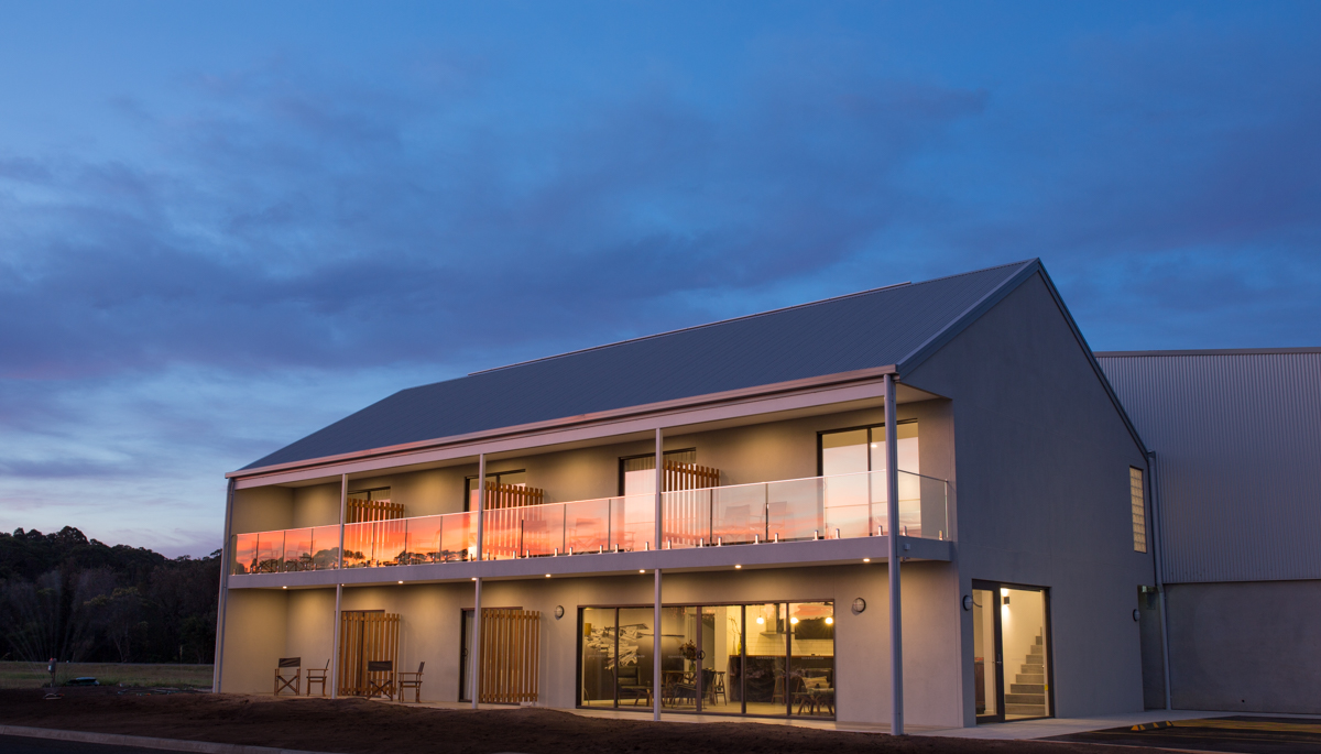 Luxury Accommodation - Moruya - The Seabird